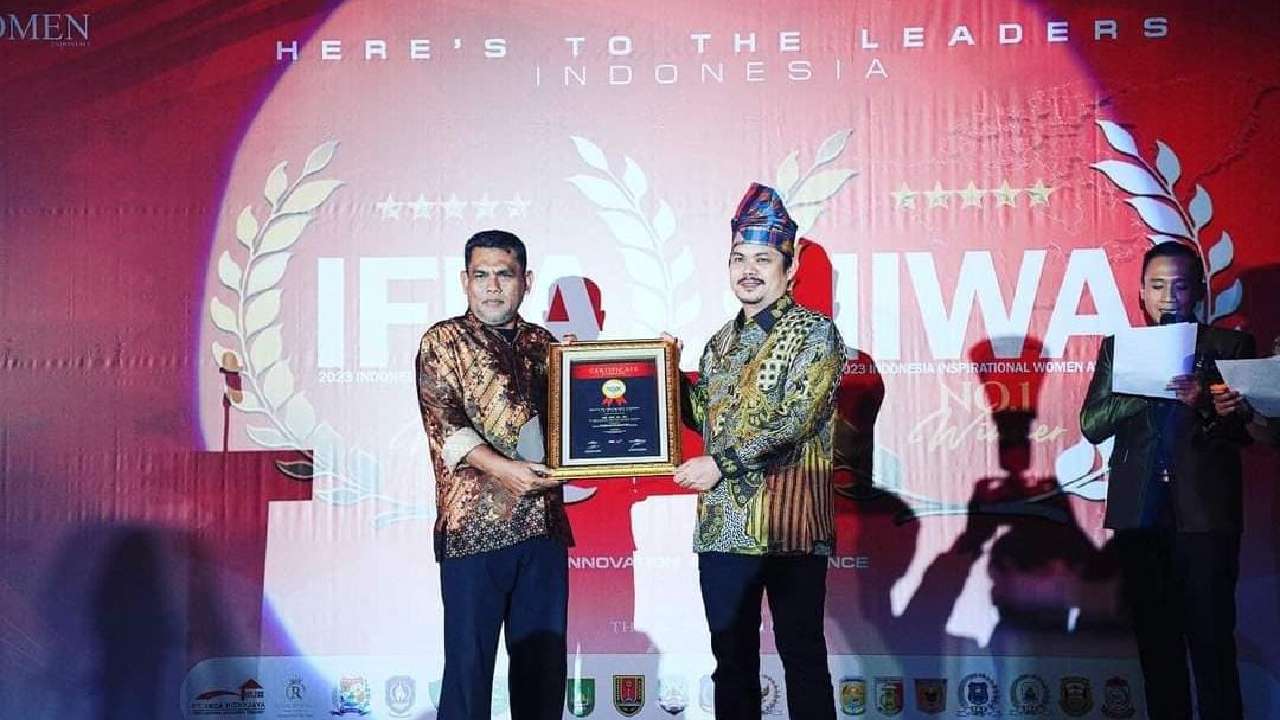 Abdul Azis Sebagai Plt Bupati Kolaka Timur: Siap Dilantik Sebagai ...